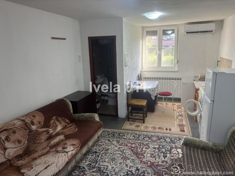 Nameštena garsonjera u Borči ID#3887 | Halo Oglasi