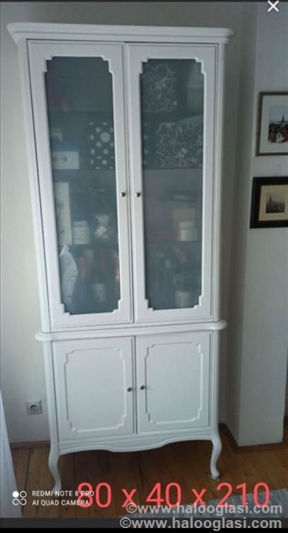 Stilska vitrina | Halo Oglasi