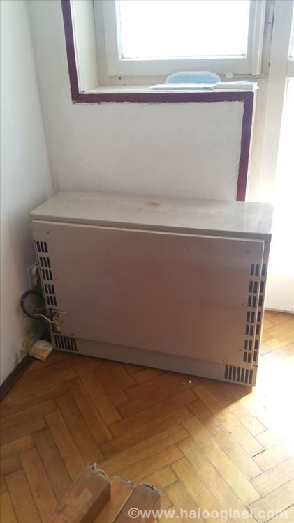 Prodajem TA pec HITNO | Halo Oglasi