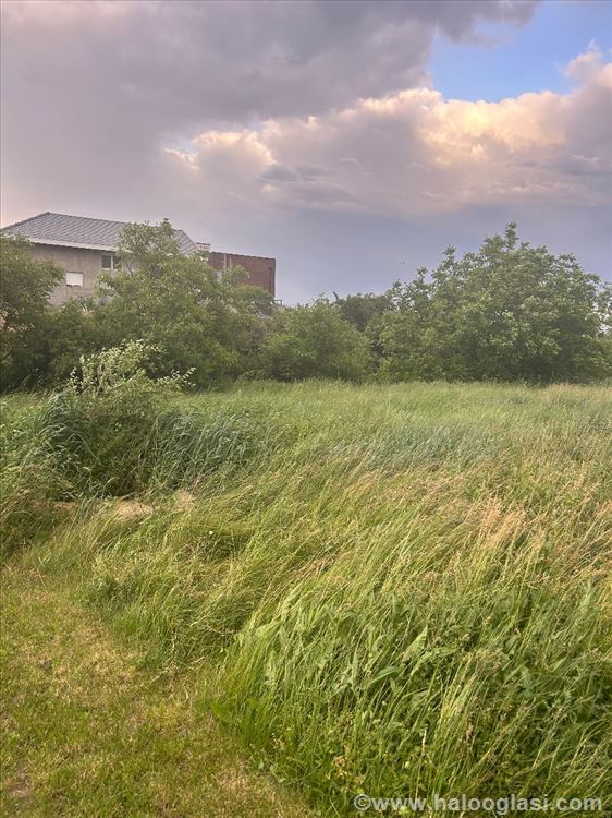 Ledine plac 46ari | Halo Oglasi