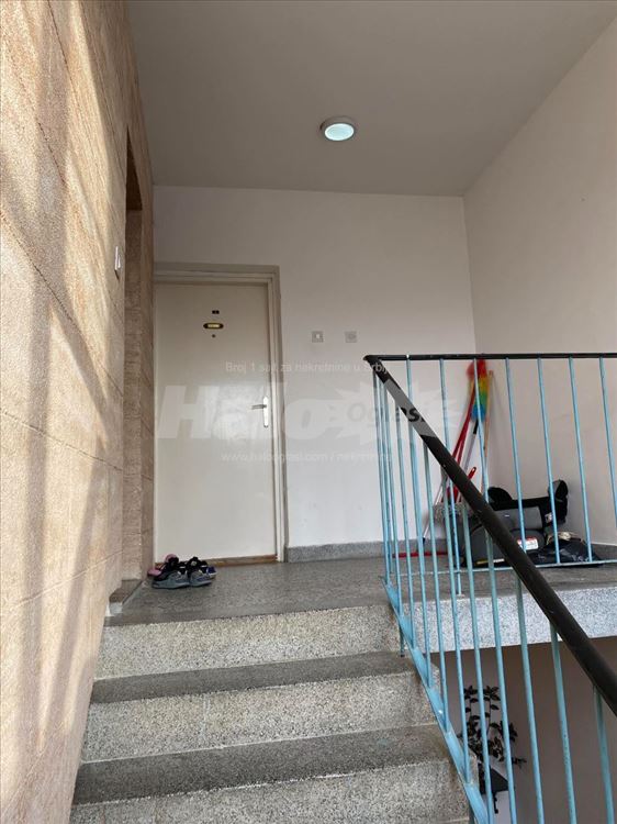 trosoban stan dupleks stara gradnja legalizovan | Halo Oglasi