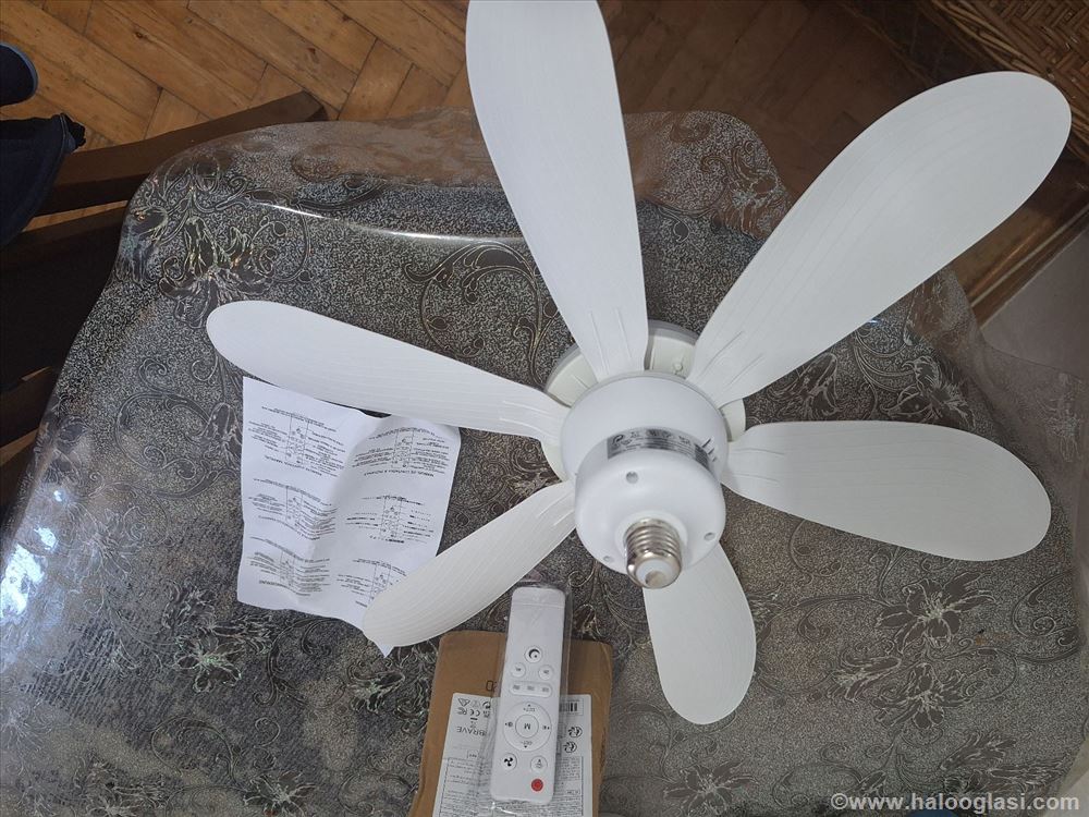 Plafonski ventilator veliki 52cm | Halo Oglasi