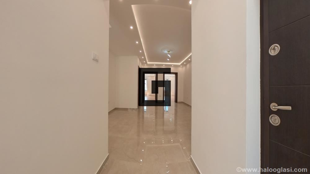 LUX 3.0, 77m2 stan salonac - Stari Grad renovirano | Halo Oglasi