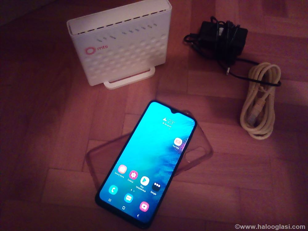 Samsung Galaxy A20 Duos Wifi ruter Mts-ov oba 50e | Halo Oglasi
