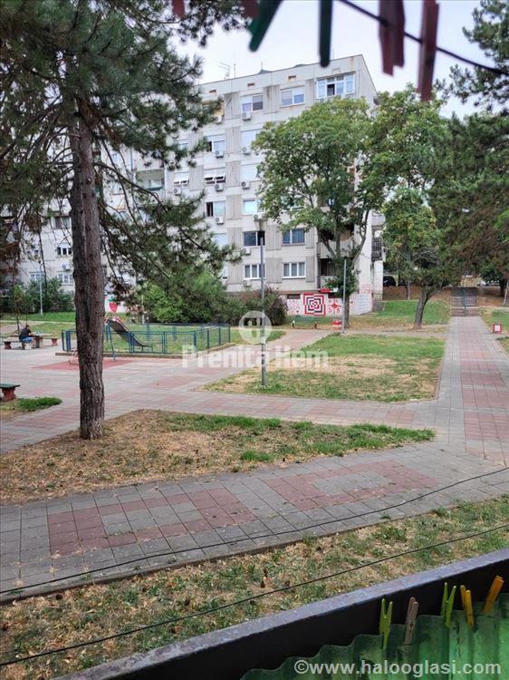 Autokomanda - Kraljevačka, 34m2, uknj. ID#1443 | Halo Oglasi
