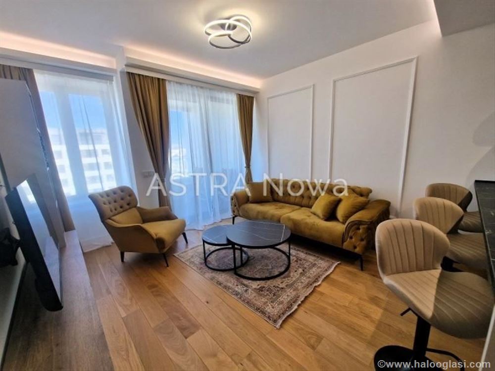 Lux nov stan u Sakura Parku | Halo Oglasi