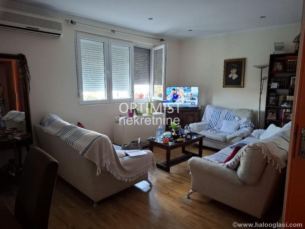 Zemun centar, 22. oktobra, 86m2, 3.5 ID#3072 | Halo Oglasi