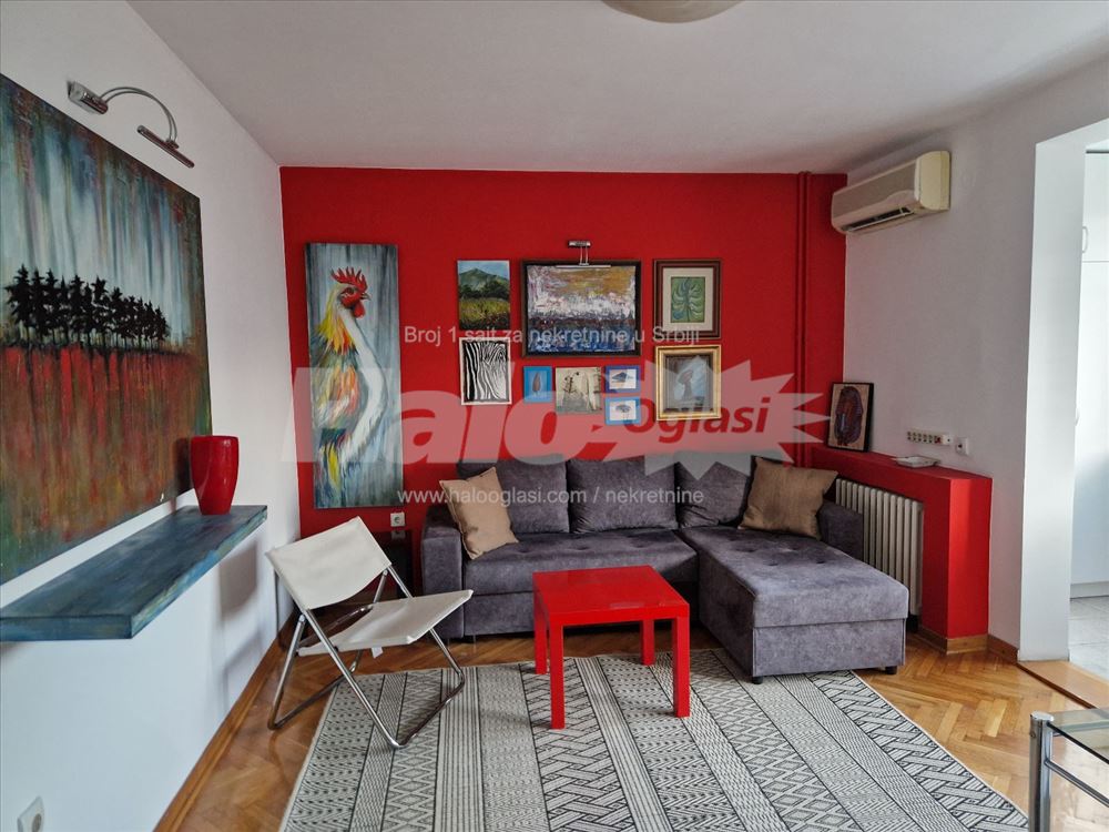 Topličin venac, Maršala Birjuzova - vlasnik | Halo Oglasi