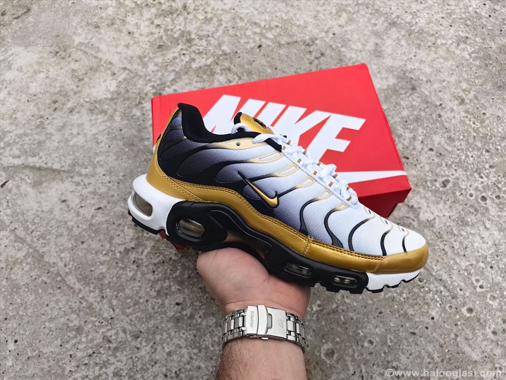 Nike patike Air Max Plus TN | Halo Oglasi
