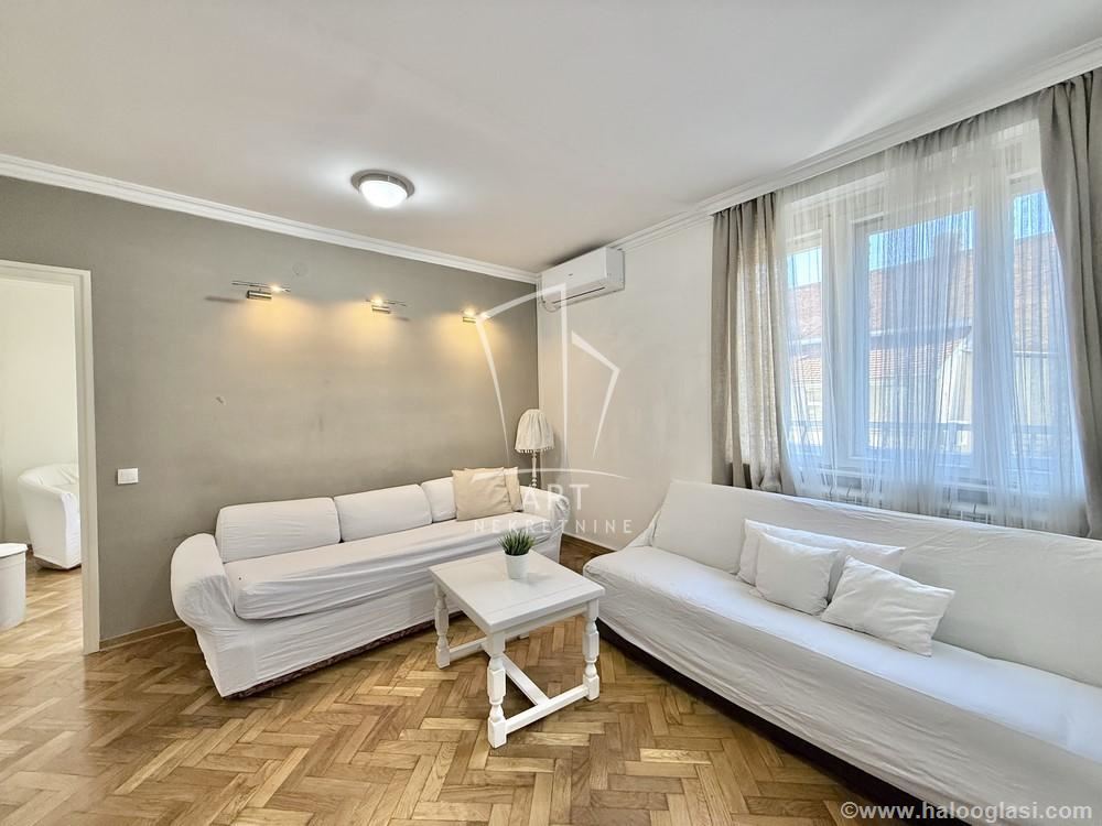 Đeram pijaca, Branka Krsmanovića, 35m2 ID#12337 | Halo Oglasi