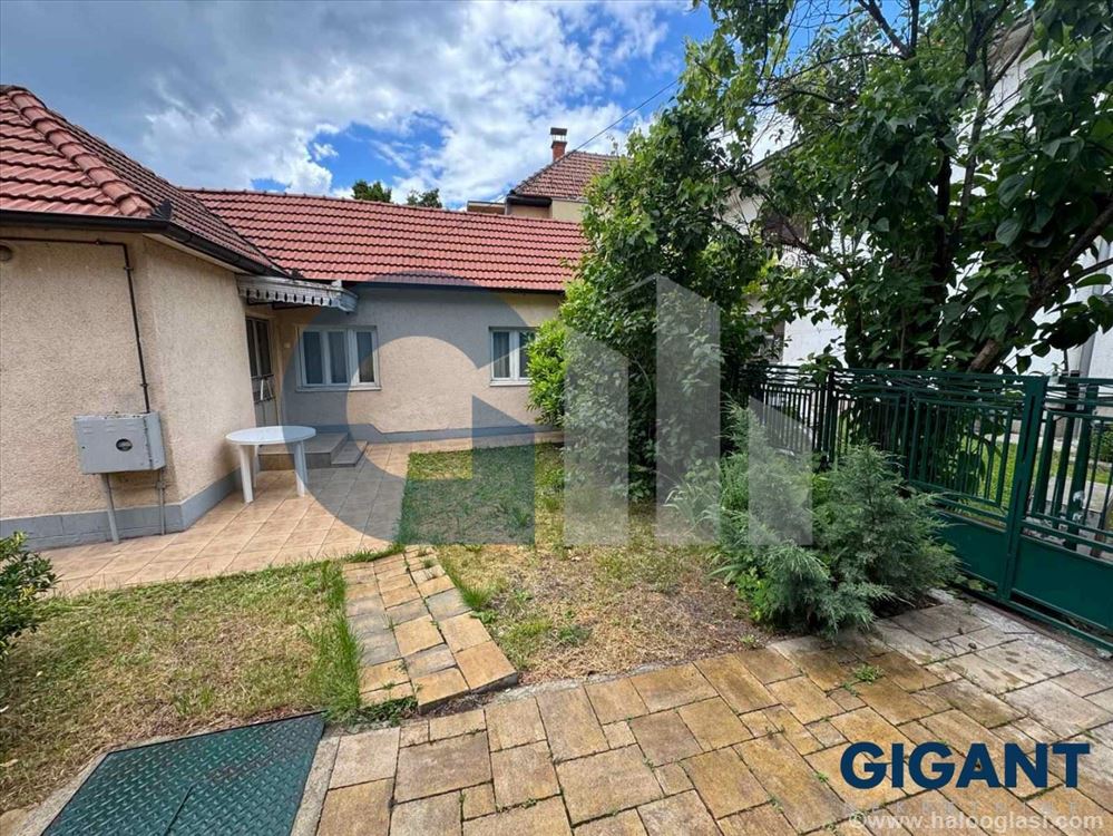 Centar Čačak, 90m2, 3.07ari, pr, gas | Halo Oglasi