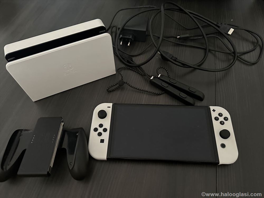 Nintendo switch OLED | Halo Oglasi