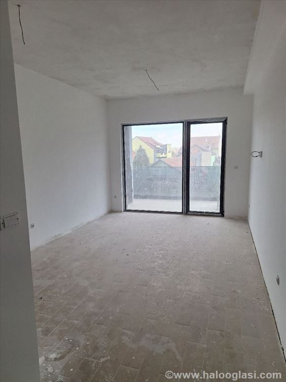 Apartman u centru Pančeva. | Halo Oglasi