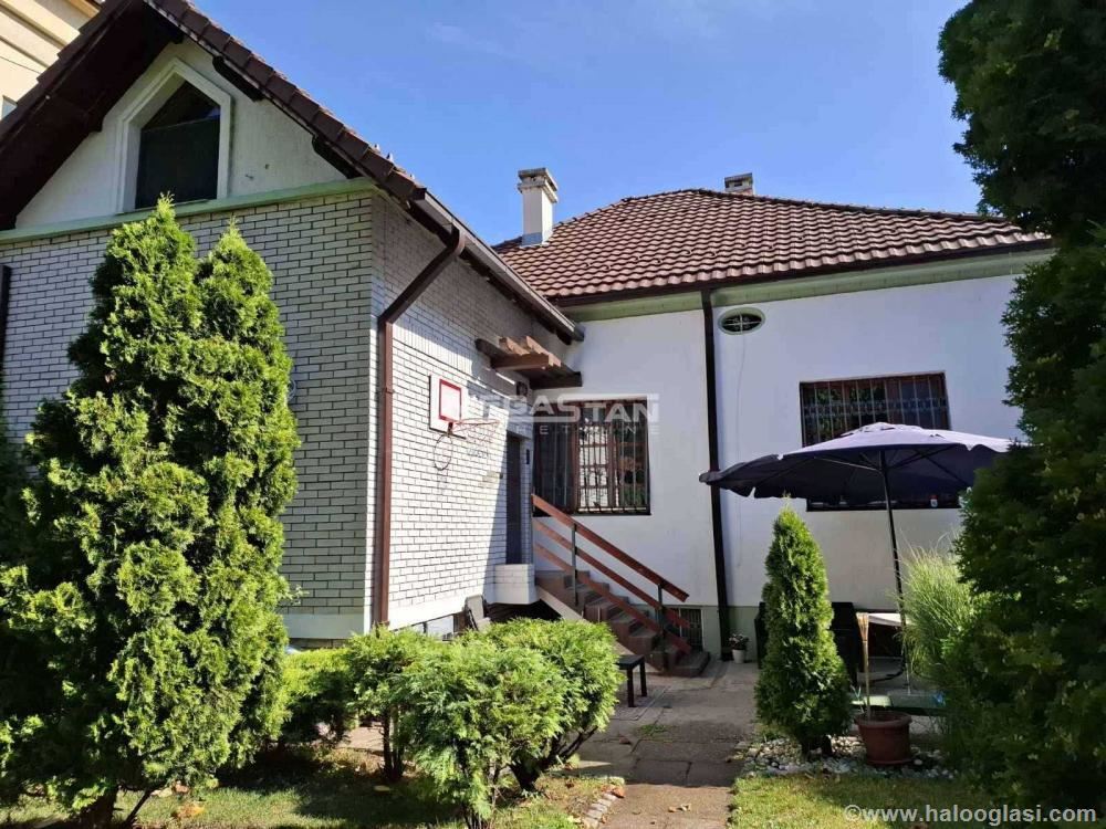 Zemun, centar, salonskog tipa | Halo Oglasi