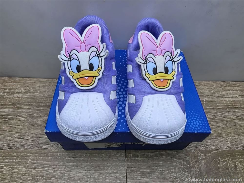 Original adidas Disney Pata decije patike br. 22 | Halo Oglasi