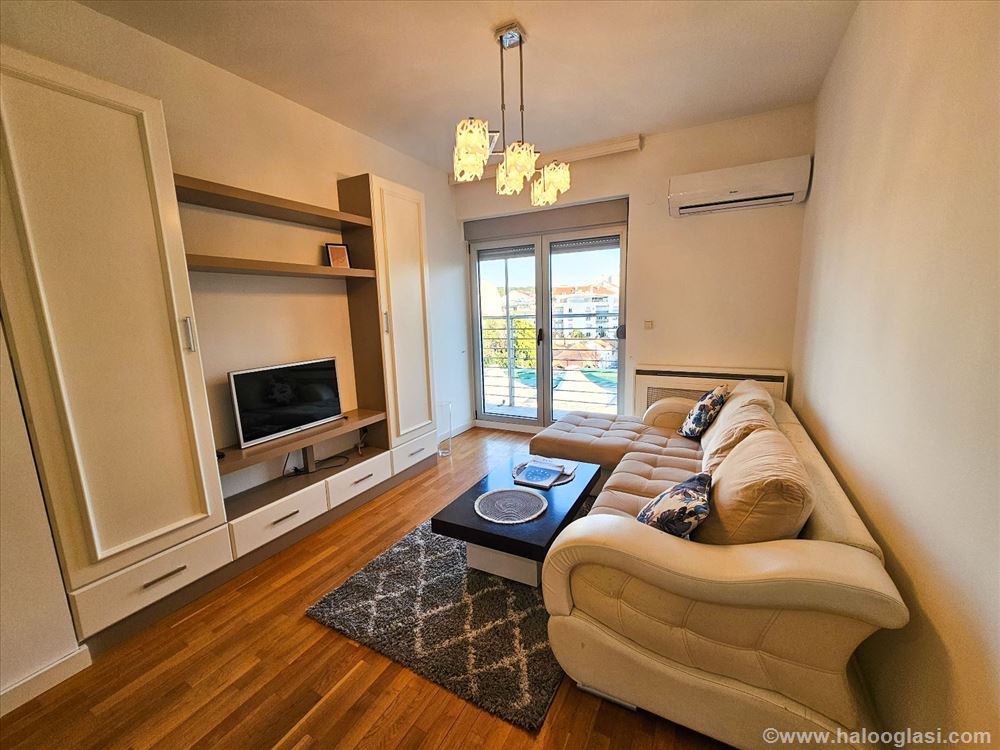 Top ponuda, Lux, 48m2, 1.5, Đeram pijaca, garaža | Halo Oglasi