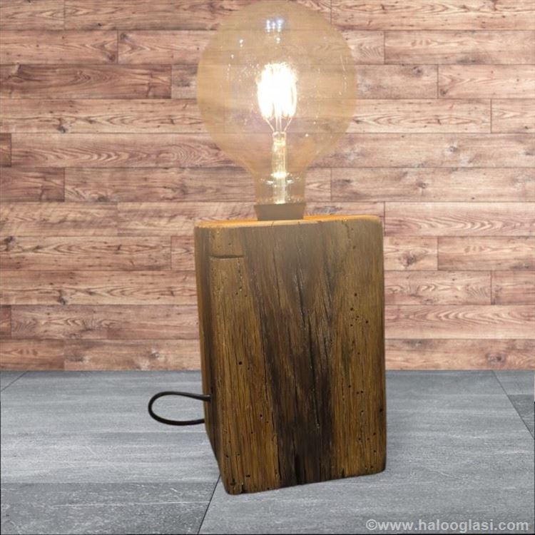 Stona lampa model Greda | Halo Oglasi