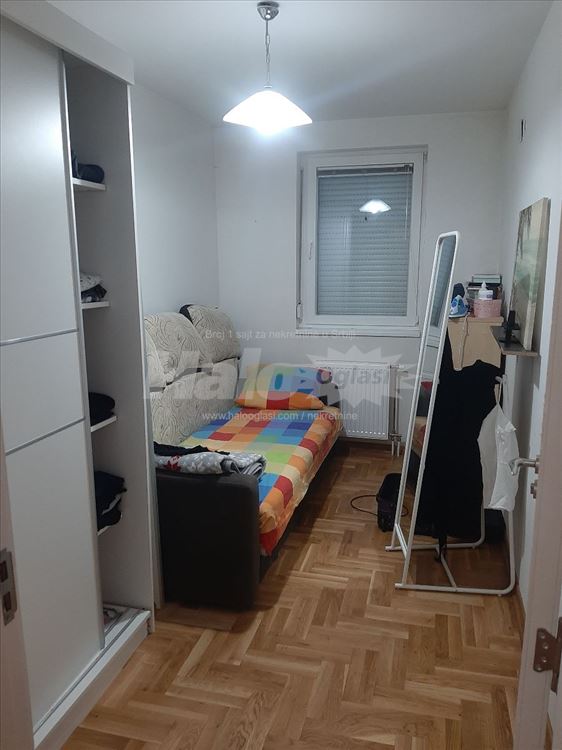 Izdajem sobe brace jerkovic | Halo Oglasi