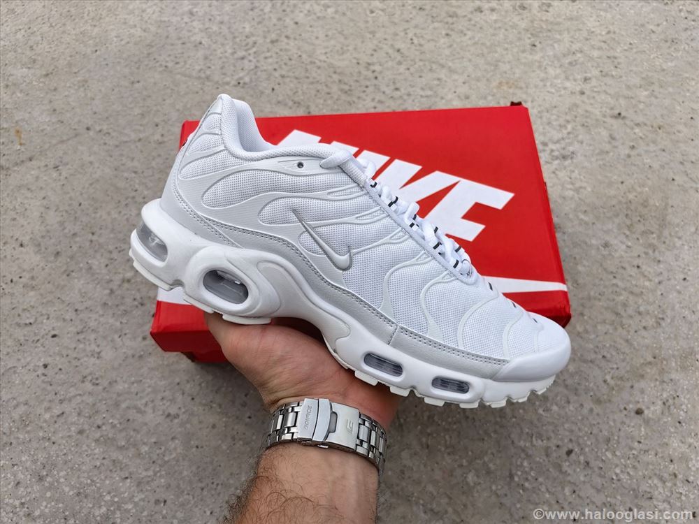Nike Air Max Plus TN, Triple White; Nike TN Patike | Halo Oglasi