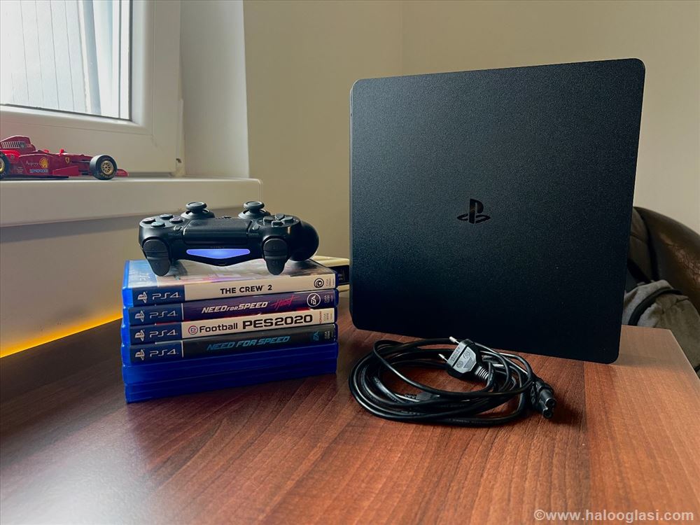 Sony PS4 | Halo Oglasi