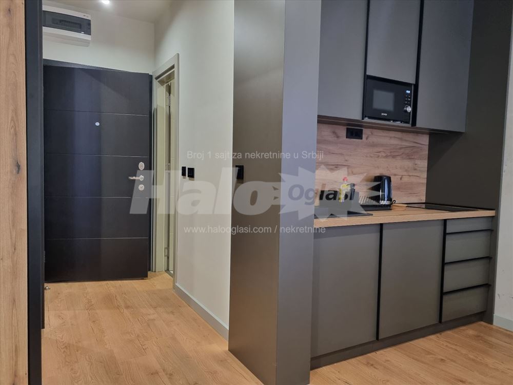 Apartman Brzeće na 100 m od gondole | Halo Oglasi