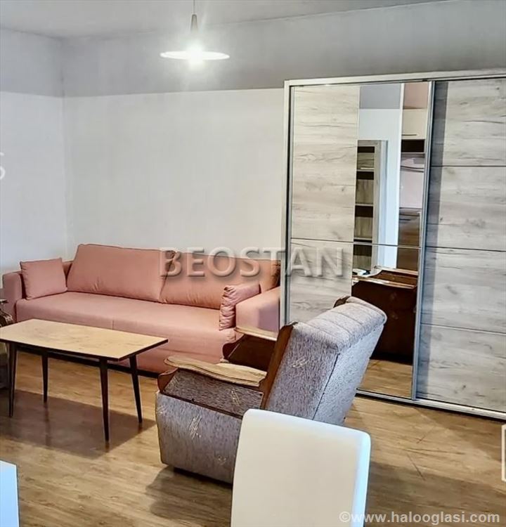 Novi Beograd - Stari merkator #1765650 | Halo Oglasi