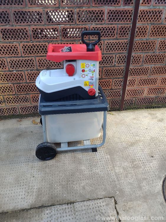 Sečka za grane sa zupčanikom 2800 W | Halo Oglasi