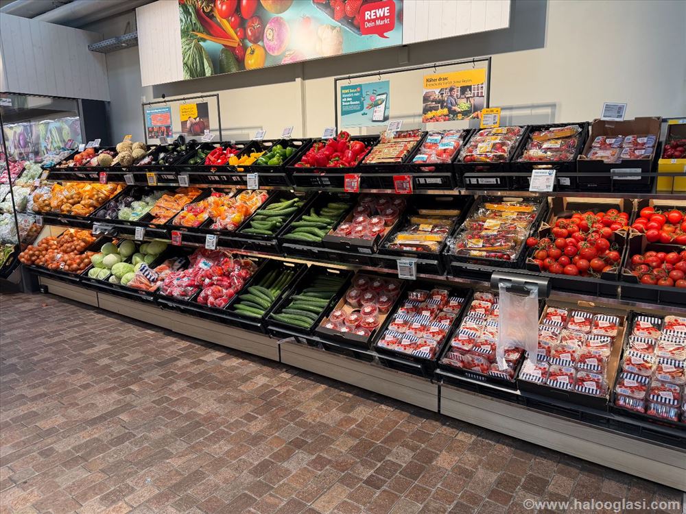 Kompletna oprema za supermarket – police + rashlad | Halo Oglasi