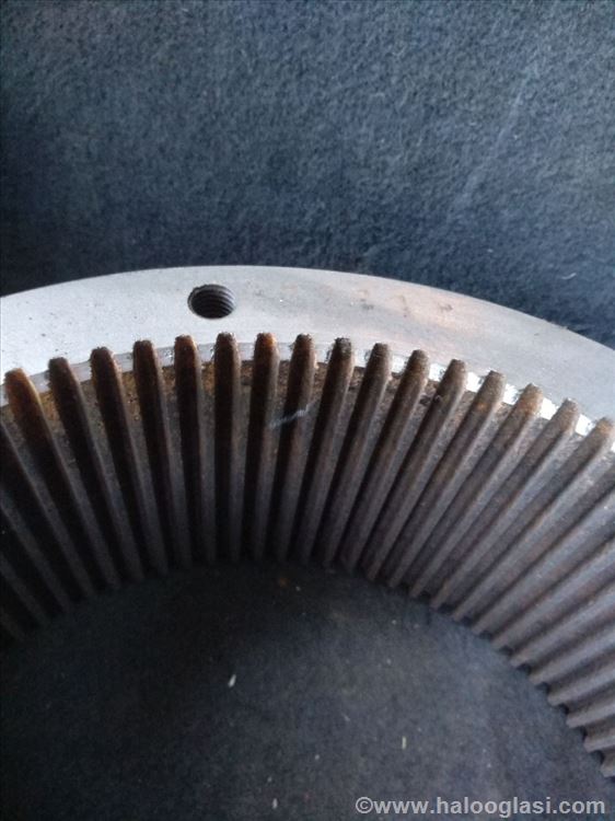 Bočno kvačilo za buldozer tg 110 100 90 | Halo Oglasi