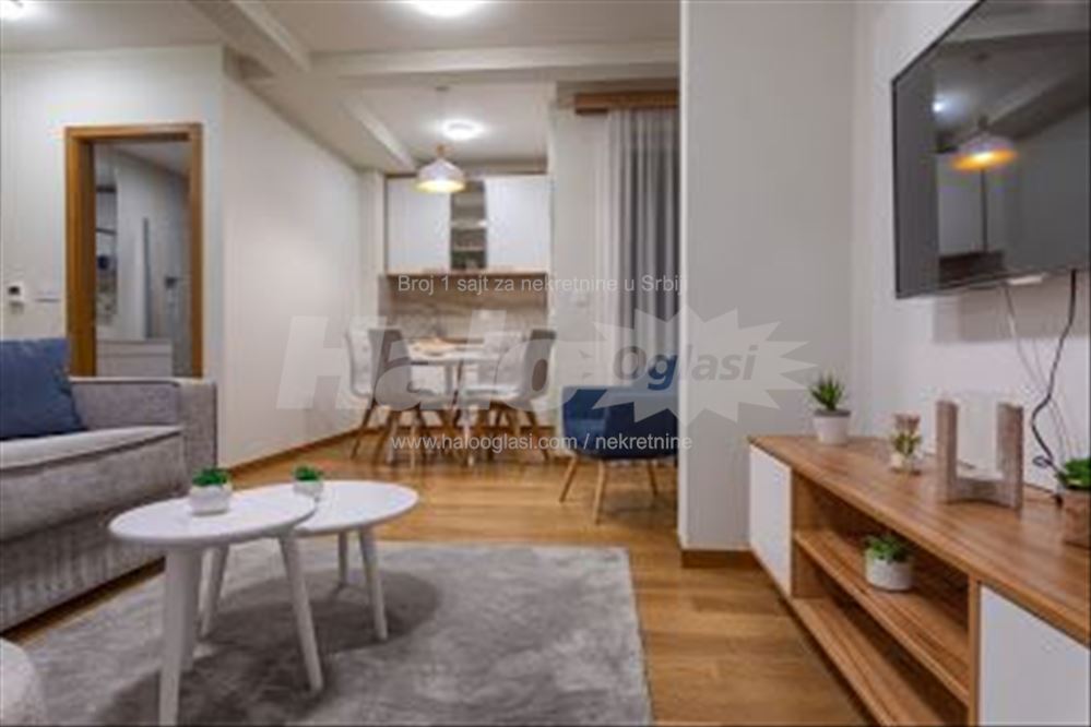 Apartman 36 m², centar Zlatibora | Garaža | SPA | Halo Oglasi