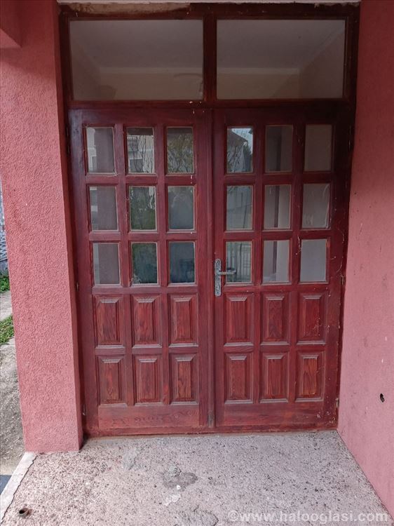 Ulana vrata | Halo Oglasi