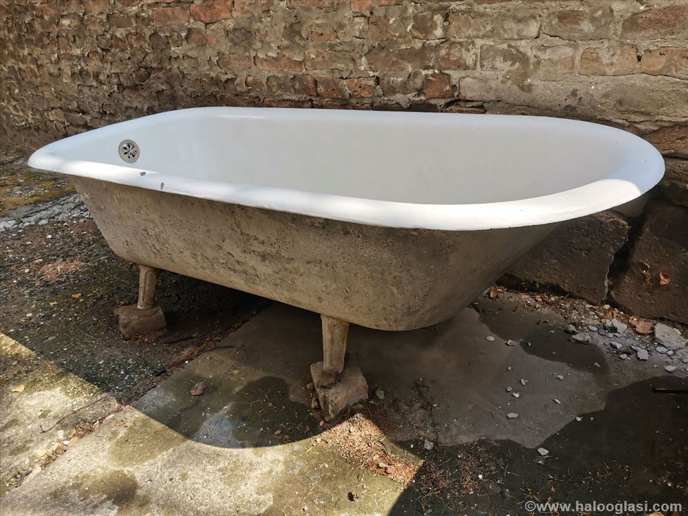 Gusana retro kada samostojeća | Halo Oglasi