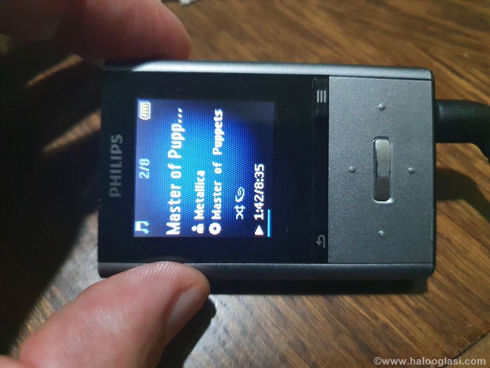 Philips GoGear Vibe 16GB MP3 MP4 Player | Halo Oglasi