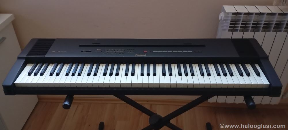 Roland EP-75 digitalni električcni klavir | Halo Oglasi