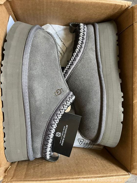 Ugg Tazz Obsidian 37 velicina original | Halo Oglasi