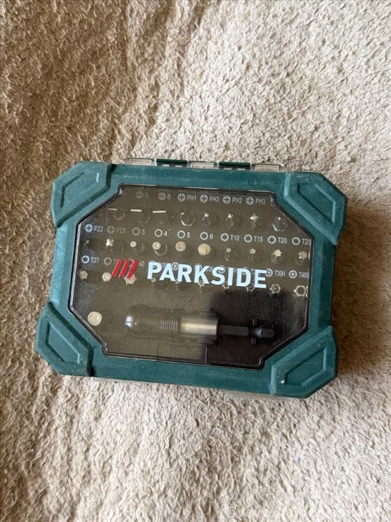 Parkside set bitova sa magnetnim držačem | Halo Oglasi